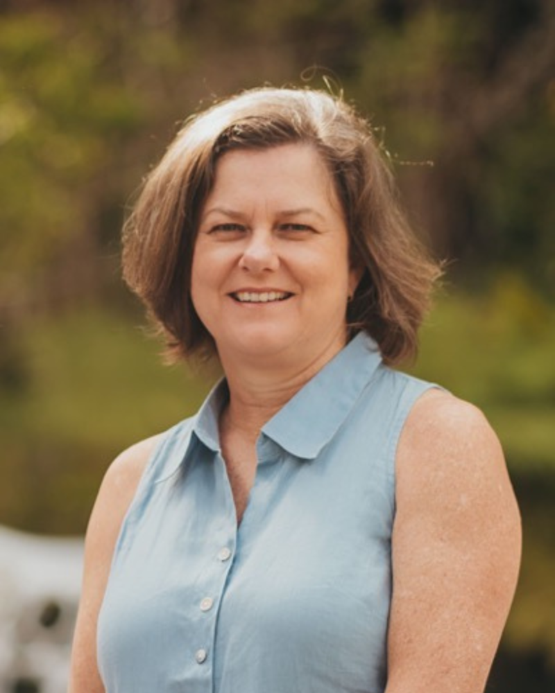 Discover all the members of the BARNES Mauritius team